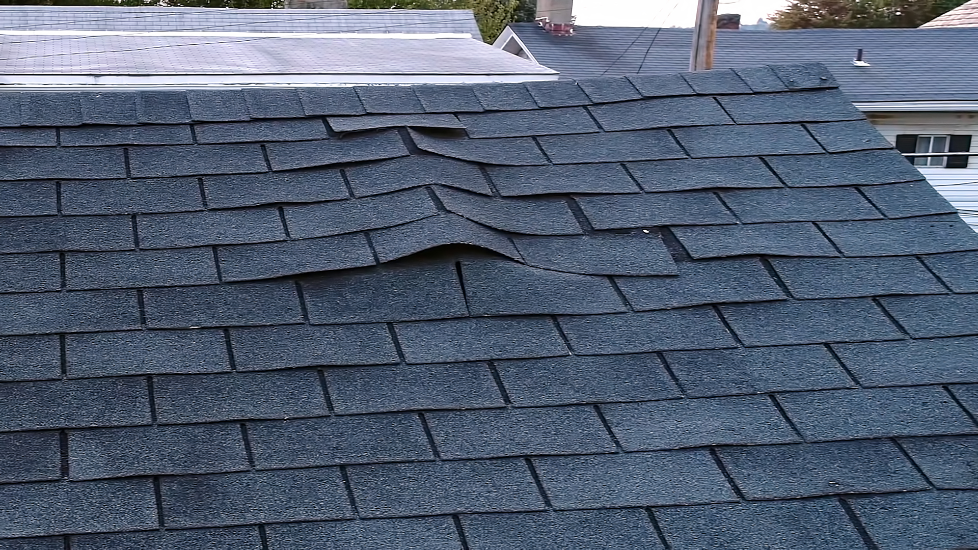 M&M_S17E07_Gerald Pinder_Army Roofing Q&A | Marc and Mandy Show